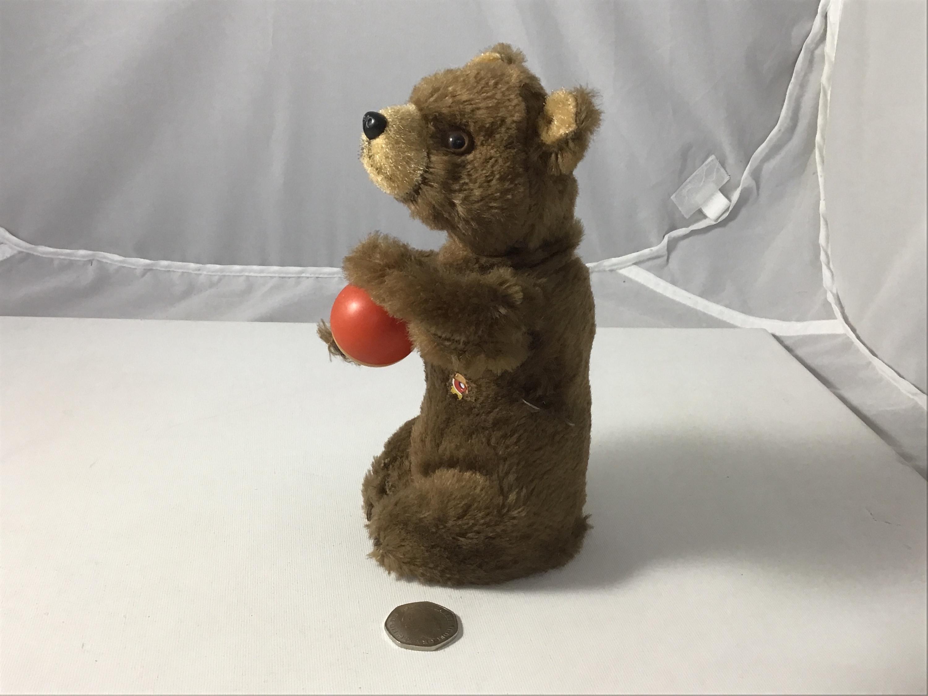 Vintage Original 1950s Wind up Bear, Growling,moving Head, Playing With ...