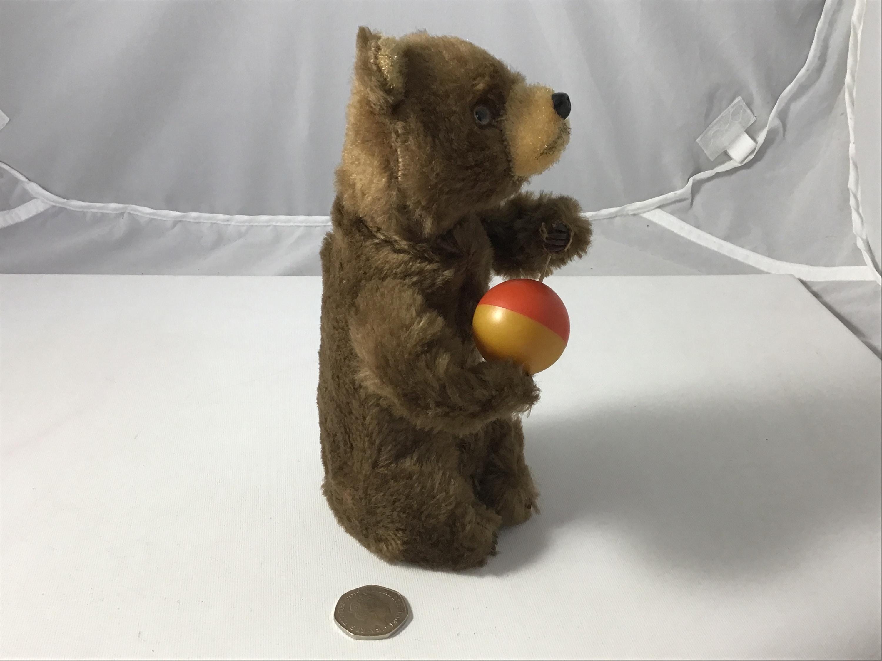 Vintage Original 1950s Wind up Bear, Growling,moving Head, Playing With ...