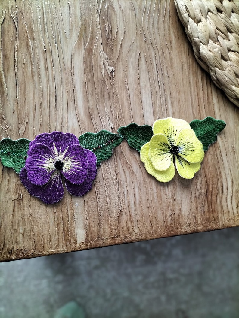 Applique Violet Machine Embroidery Pattern,violet Embroidery,3d Flower ...