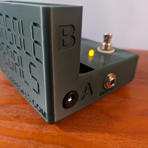 Dual Slot Base - DC Jack and Battery - Etsy