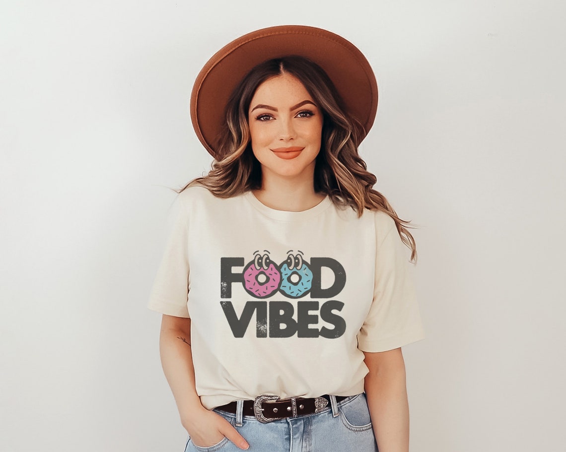 Food Vibes Funny Hungry Donut Breakfast Foodie Retro Vintage Distressed ...