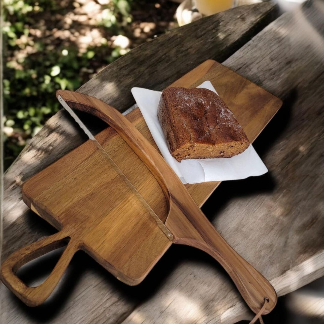Personalized Bread Board, Charcuterie Board With Handle, Bread Cutting ...