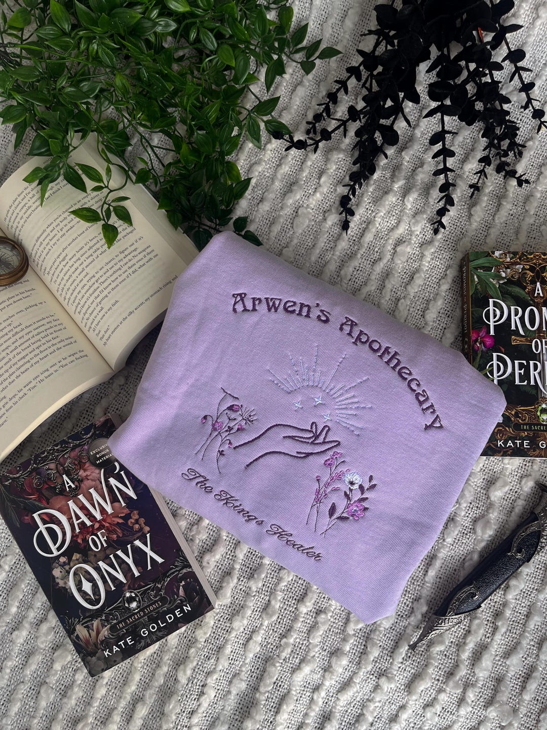 A Dawn of Onyx Merch/ Onyx Kingdom Sweatshirt / Kate Golden Merch ...