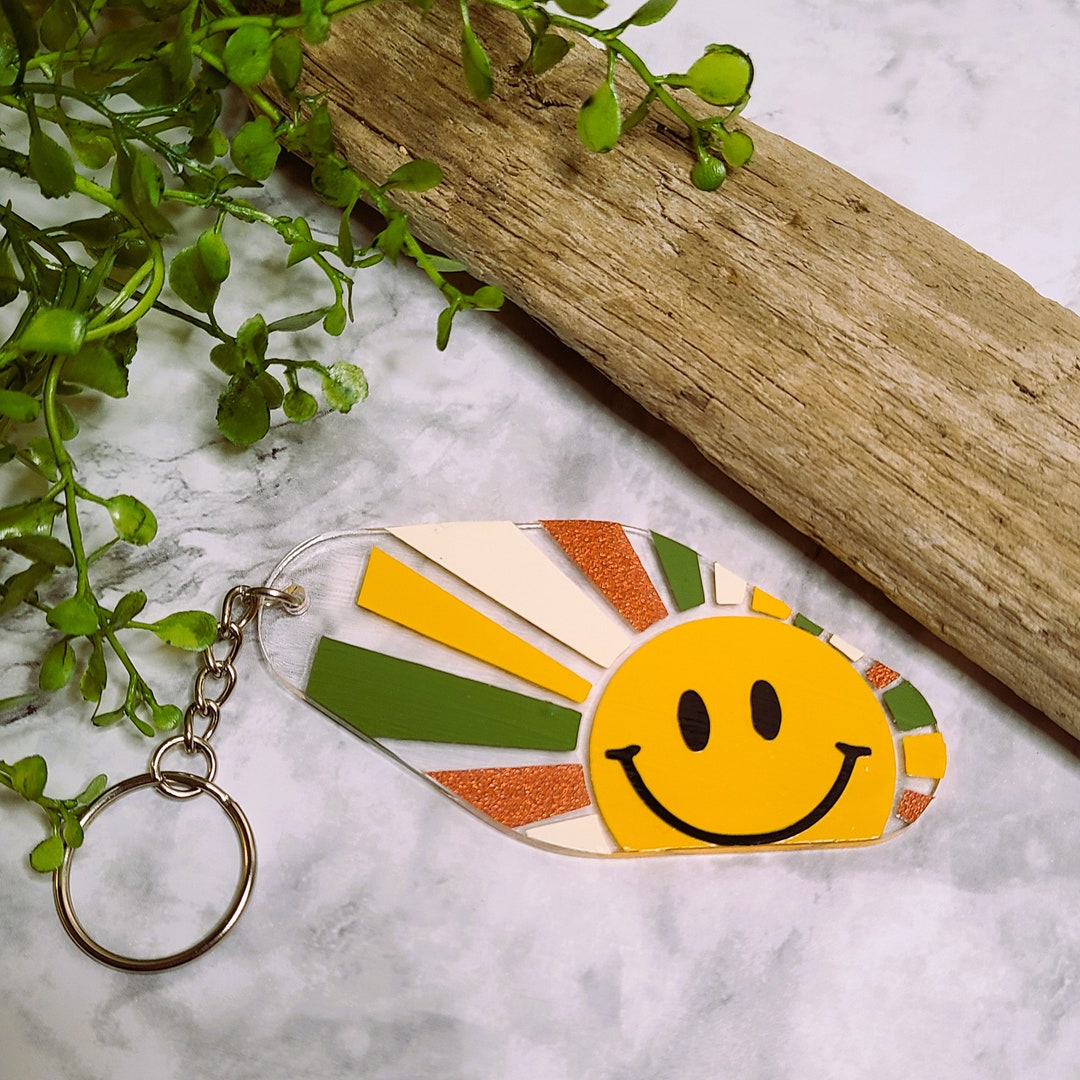 Retro Smiley Hotel Style Keychain - Etsy