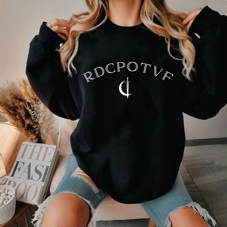 Ruhn Danaan Crown Prince of the Valbaran Fae, SJM Sweatshirt, Crescent ...