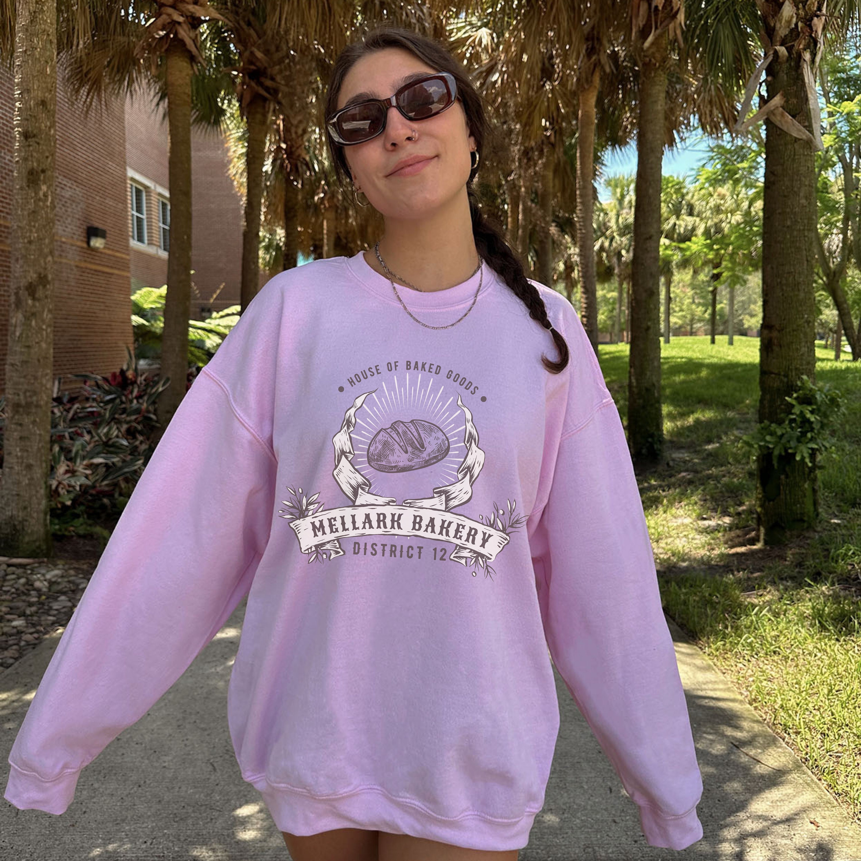 Mellark Bakery Sweatshirt, Peeta Mellark, Katniss Everdeen, the Hunger ...