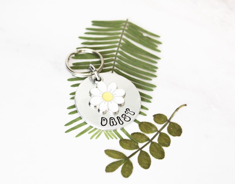 Daisy Pet ID Tag, Daisy Flower Dog Name Tag, Floral Cat Tags, Boho Dog ...