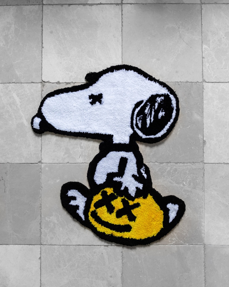 Snoopy Rug | Handmade Tufted | Acrylic Yarn | Custom Tufted Rug ...