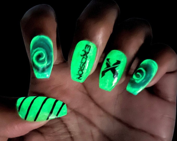 Dimension | EDM Reusable Press on Nails | Excision Green Glow in the ...