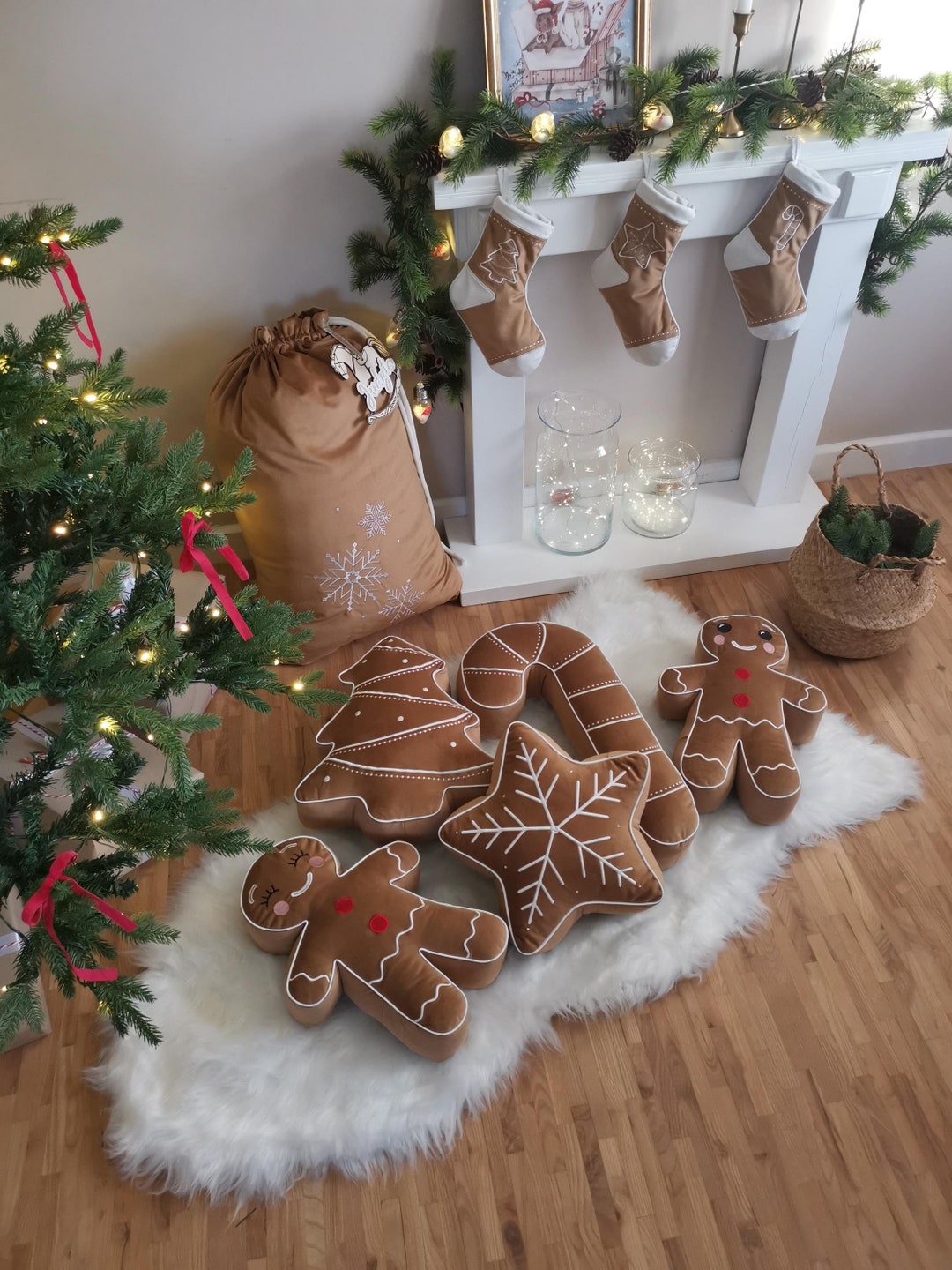 Gingerbread Christmas Pillows, Holiday Home Decor, Set of 5 - Etsy