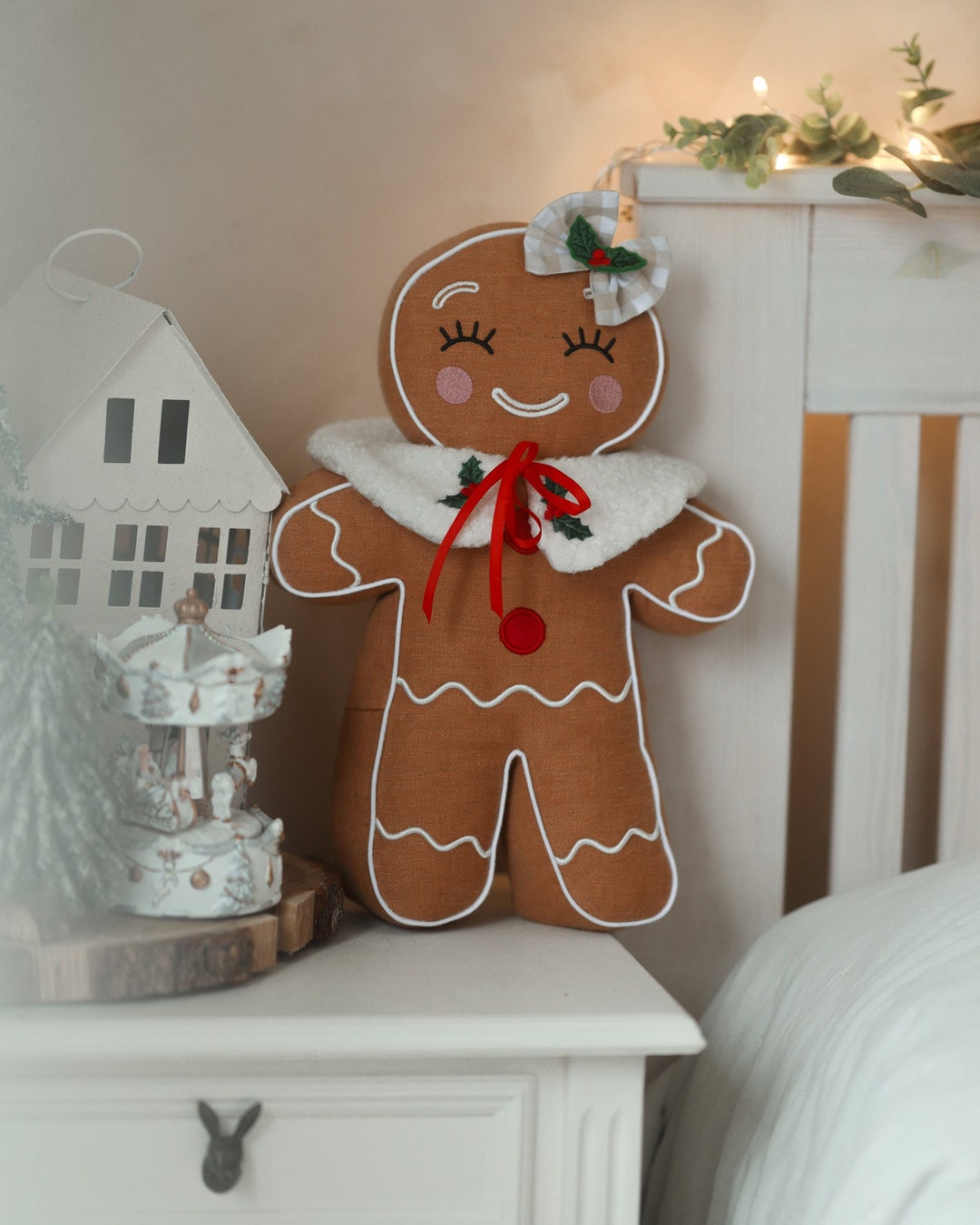 Linen Gingerbread Girl Pillow, Christmas Embroidery, Cuddly Toy - Etsy