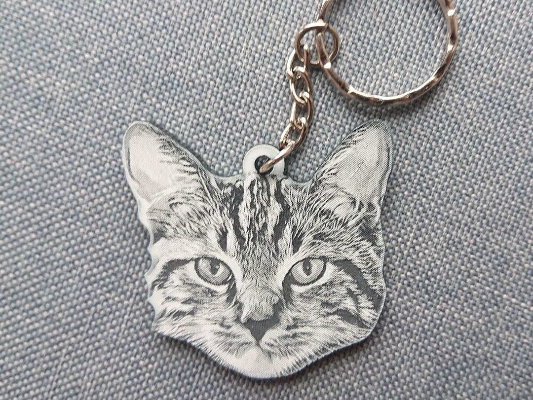 Laser Engraved Cat Keyring: Personalized Pet Portrait, Acrylic Keepsake ...
