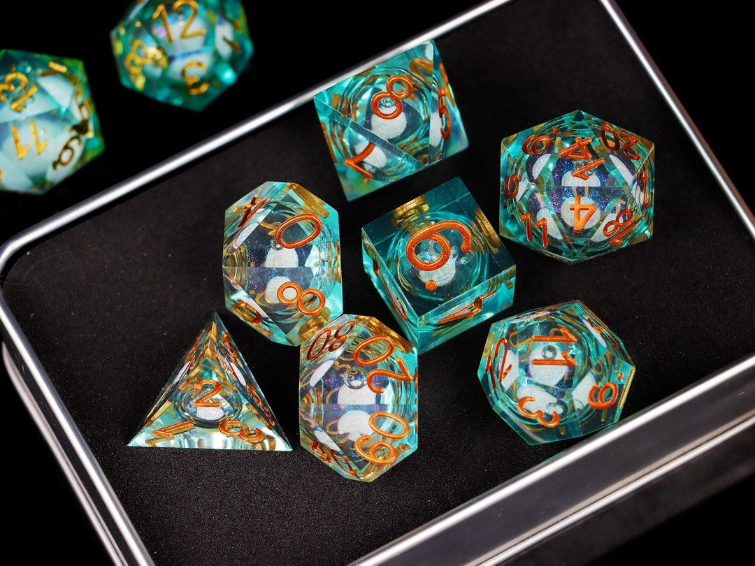 Liquid Core Dice Set for Role Playing Games , 7 PCS Resin Sharp Edge ...