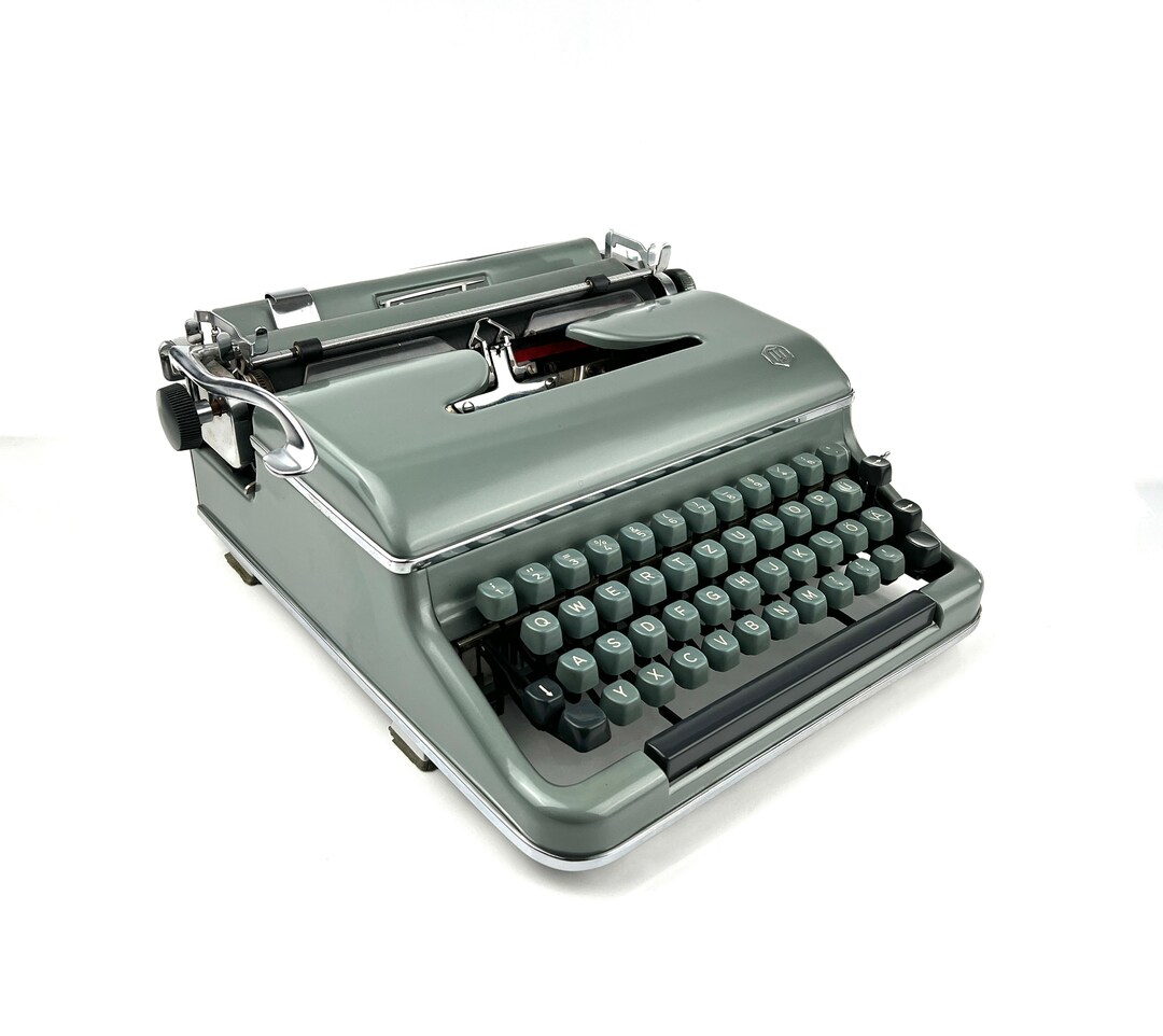 Torpedo Vintage Typewriter Perfect Condition - Etsy
