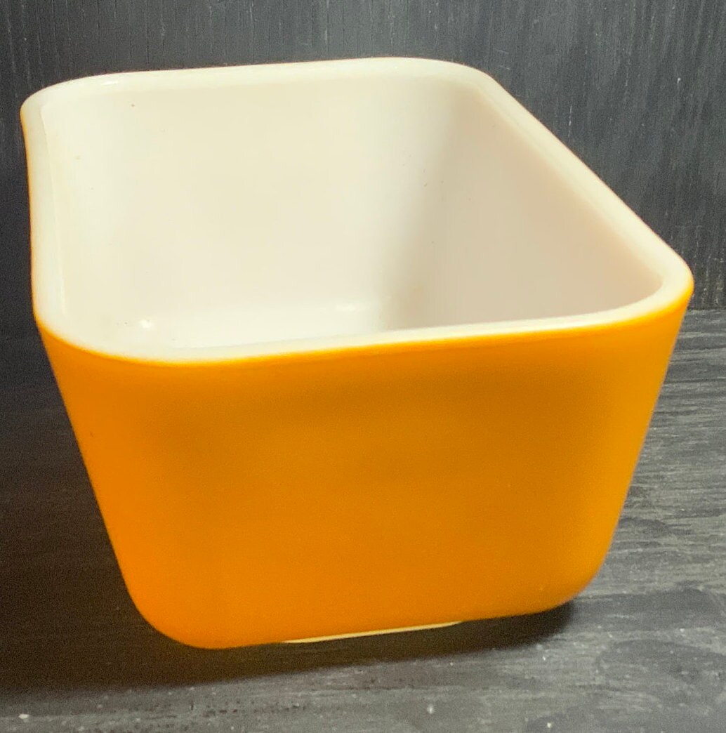 Vintage Pyrex Marigold Fridge Dish Pyrex 0502 - Etsy