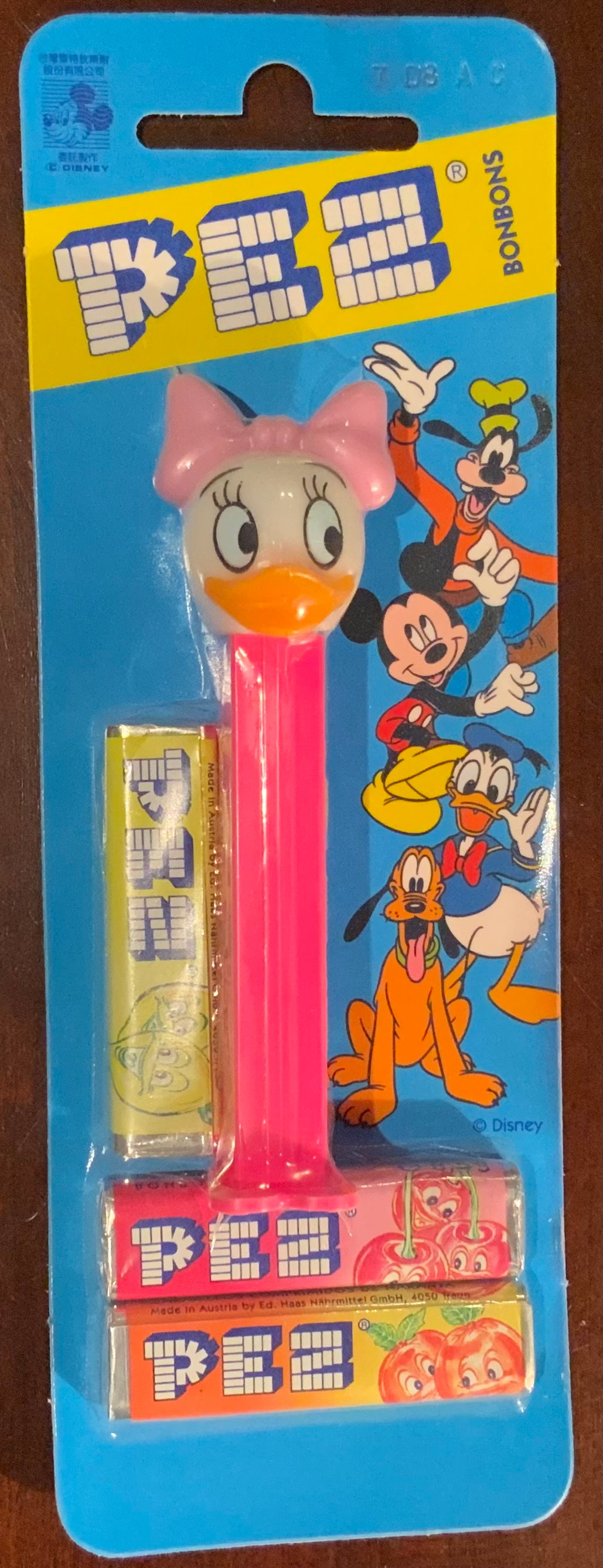 Vintage Mickey Mouse and Friends Pez Dispensers New on Cards - Etsy