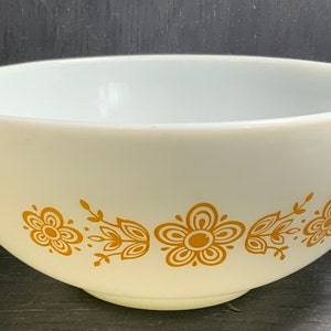 Pyrex Butterfly Gold #443 1.5 Quart Cinderella Mixing Bowl - Etsy