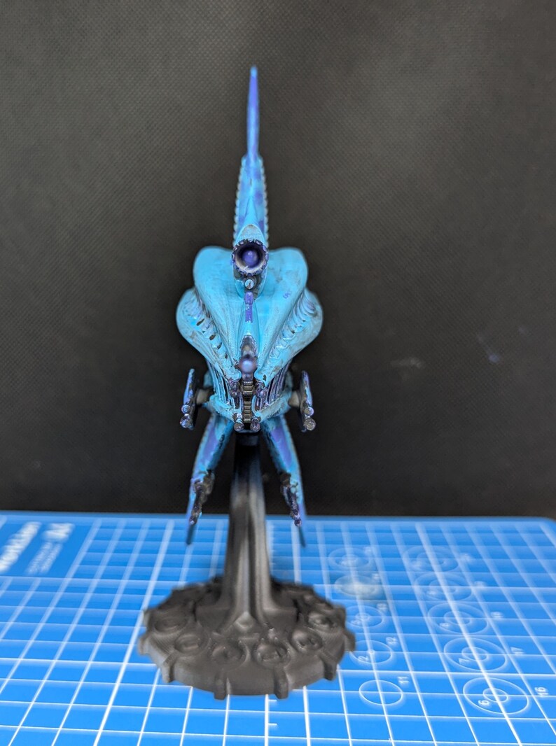 Babylon 5 Minbari Sharlin Warcruiser for Miniatures Games Like ...