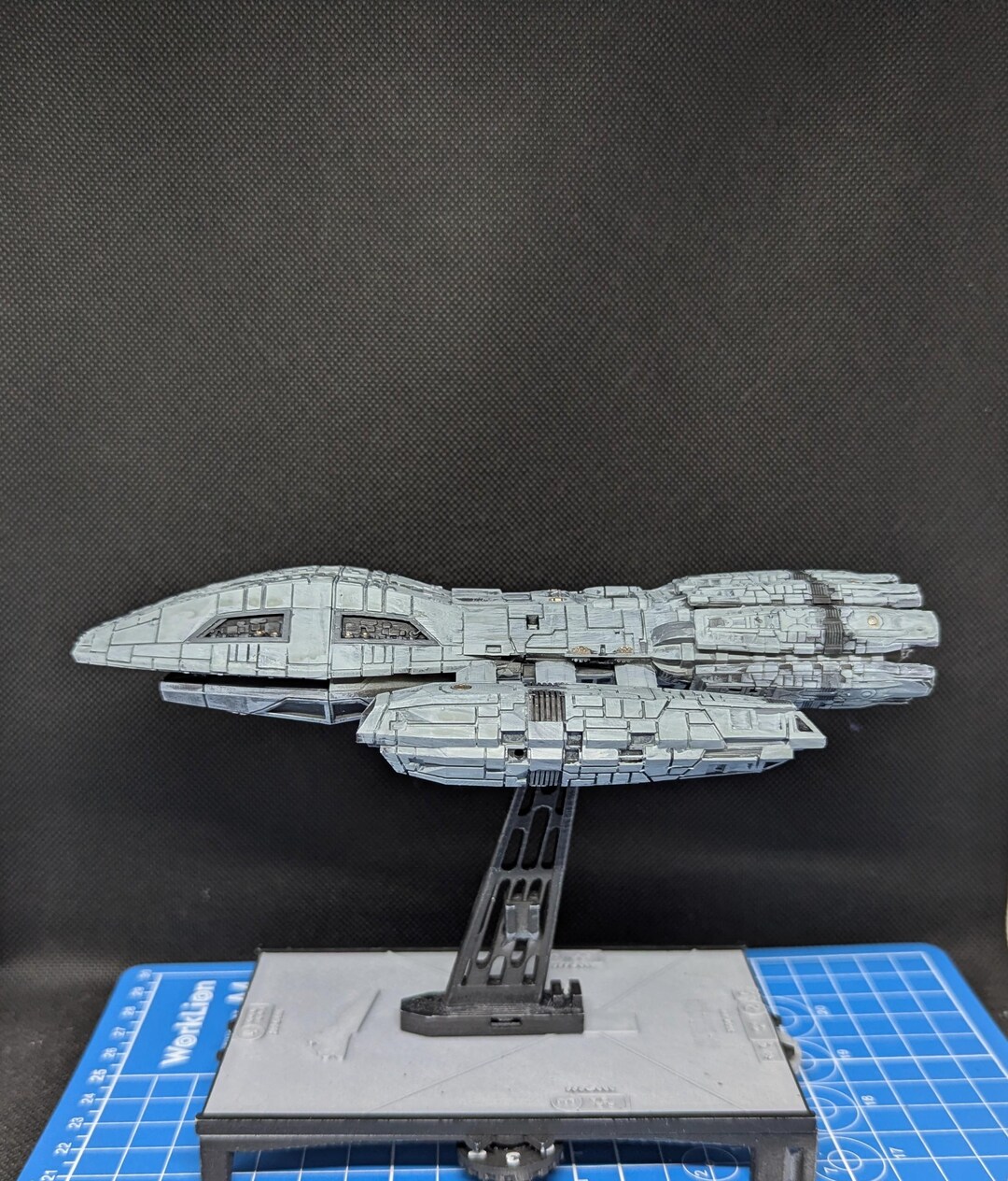Colonial Mercury Battlestar for Armada Legends or Other Miniatures ...