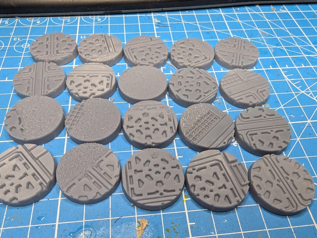 27mm Slug Gangster Palace Miniatures Base Set (20) for Legion Scale ...