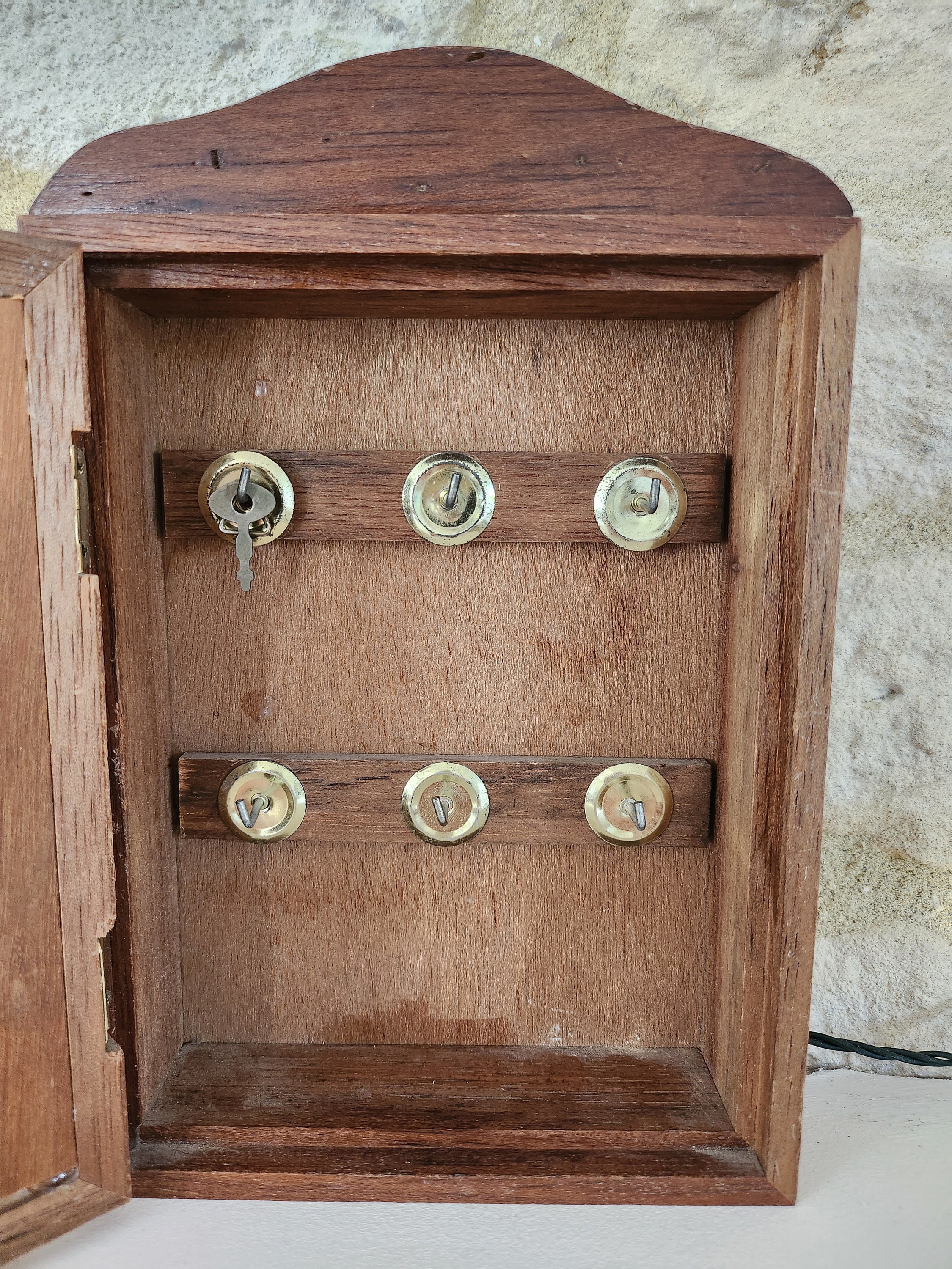 Wooden Wall Key Box With birds Illustration 6 Golden Key Slots - Etsy