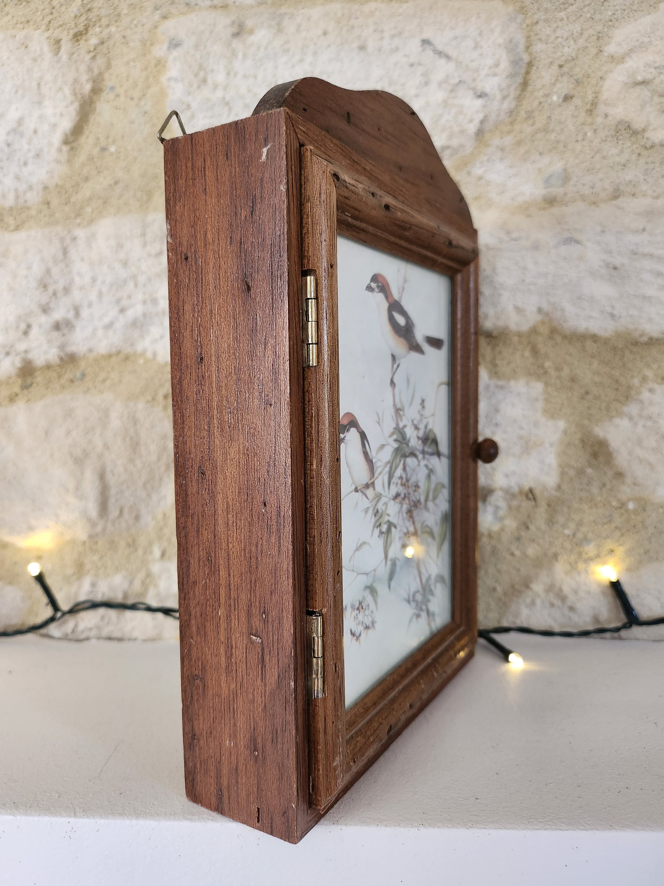 Wooden Wall Key Box With birds Illustration 6 Golden Key Slots - Etsy