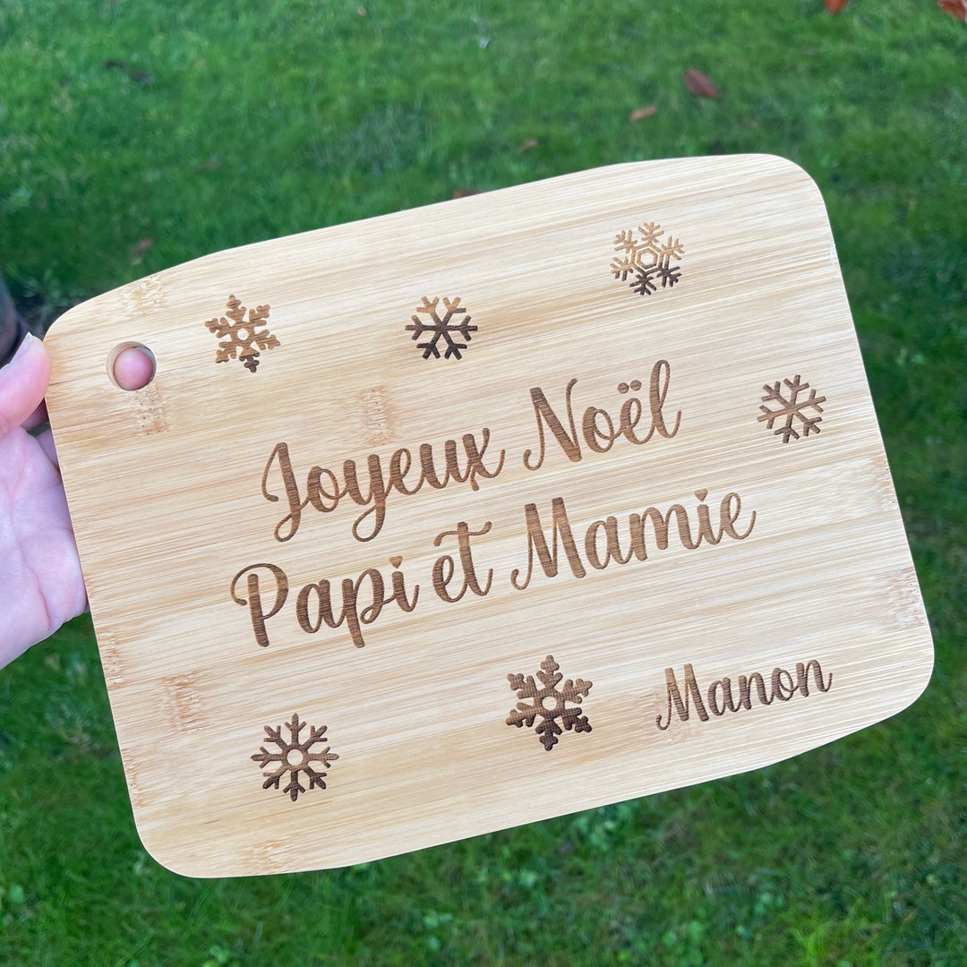 Cadeau de noël pour papi et mamie, grands parents : planche à découper ou apéro personnalisée en ...