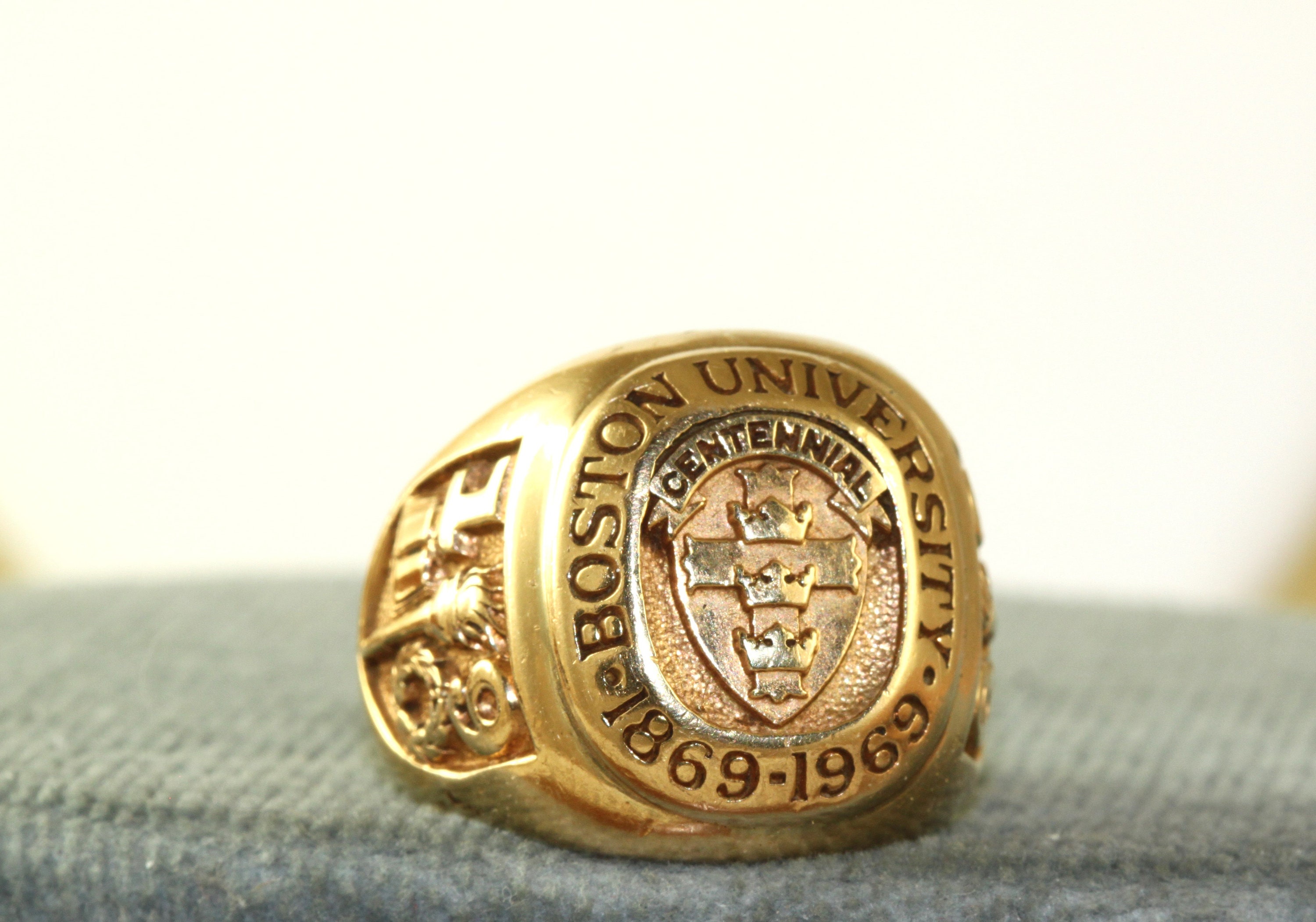 Boston University 14K Solid Gold Class Ring 1869-1969 - Etsy