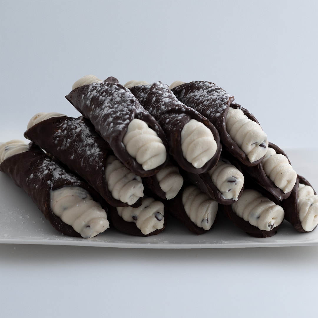 Chocolate Covered Cannoli Kit - Carlo's Bakery - Etsy