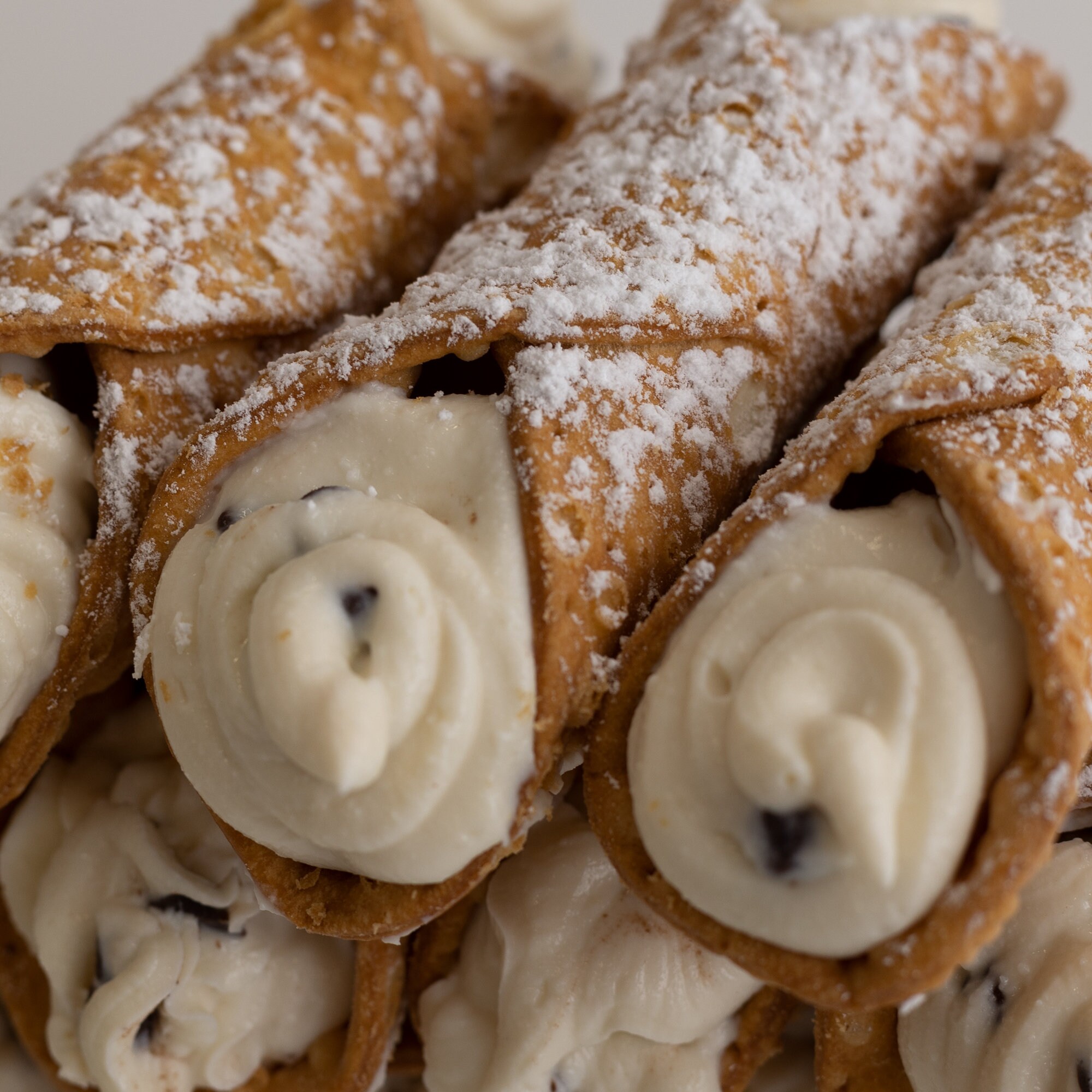 Cannoli Kit Carlo's Bakery - Etsy