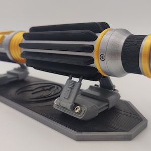 Mace Windu's Lightsaber Hilt - Star Wars Prequels Inspired Replica ...