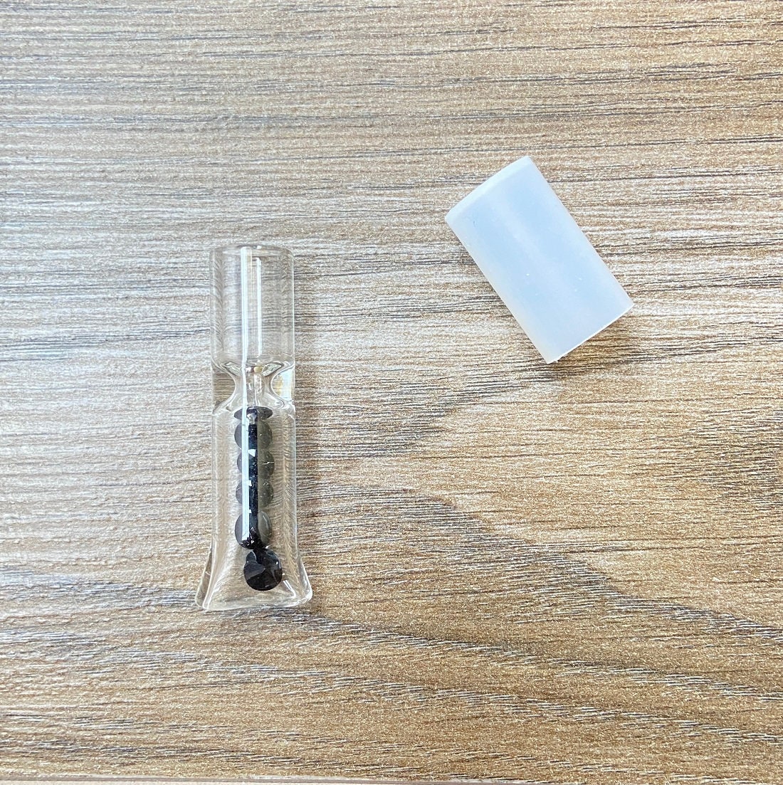 2 Inch One Hitter, Rolling Tip With Silicon Cap , Diamond Cigarette ...