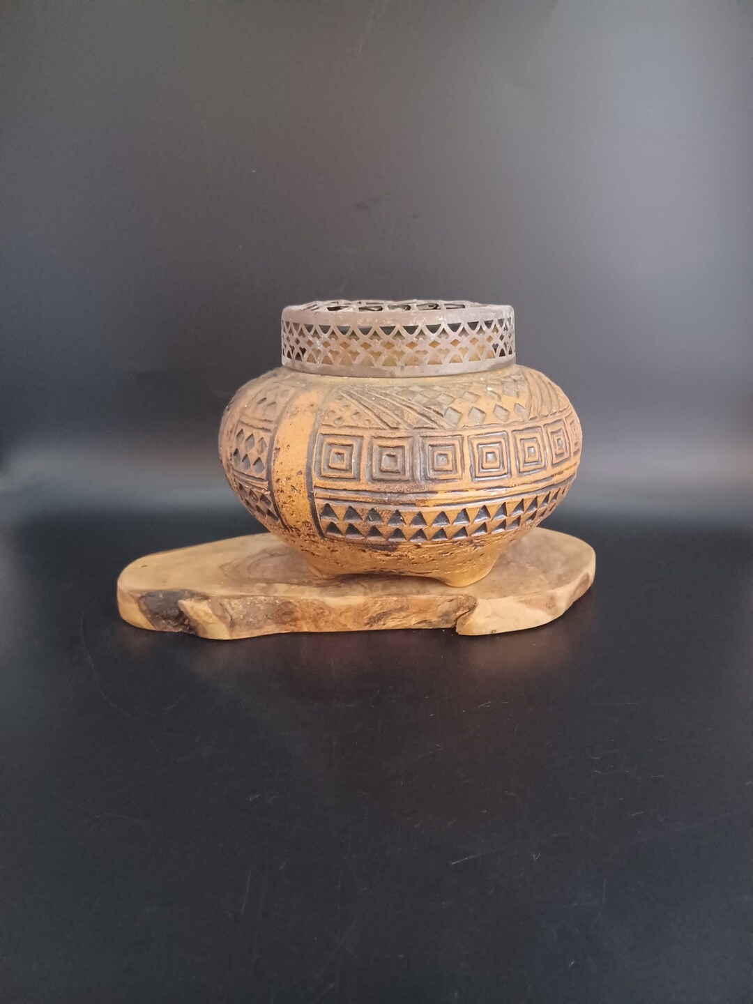 Vintage West Germany Ceramic Aztec Deco Footed Vase/jar 6t X 7l X 4w ...