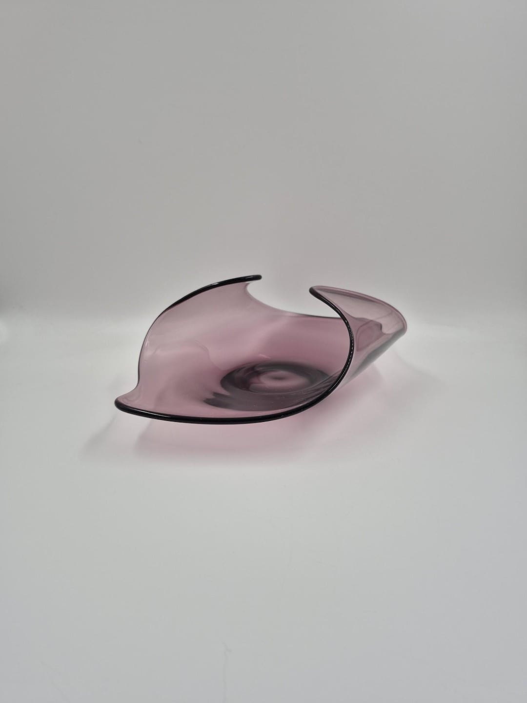 Vintage Amethyst Folded/fin Art Glass Console Bowl - 4.25"t X 12"l X 6. ...