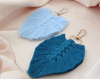 Macrame Leaf Keychain - Etsy