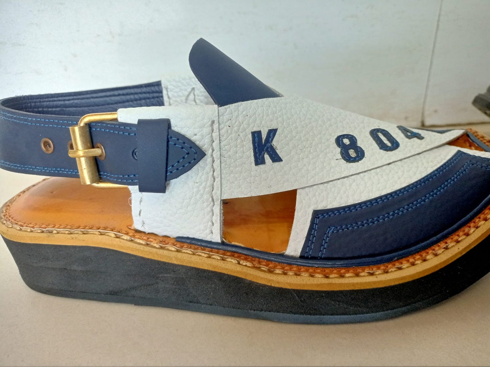 Mens and Women Handmade Kaptaan Chappal, Special 804 Chappal, Qaidi 804 ...