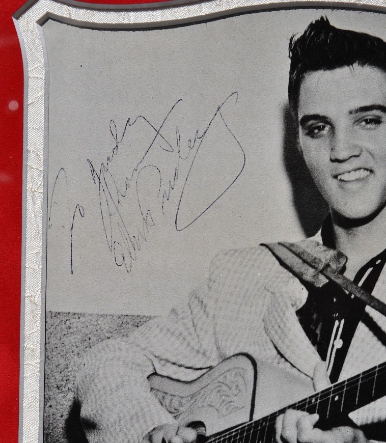 ELVIS PRESLEY Signed Photo Plaque 19 3/4x 27 1/2 W/coa - Etsy