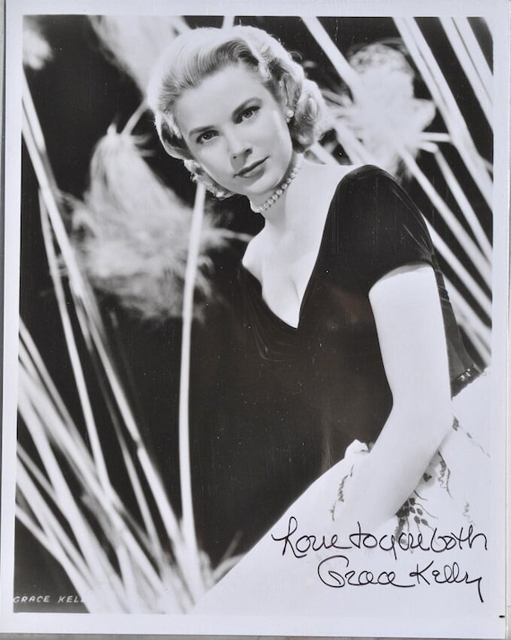 Autógrafo De Grace Kelly An Autograph For The Waiter. Grace Kelly And