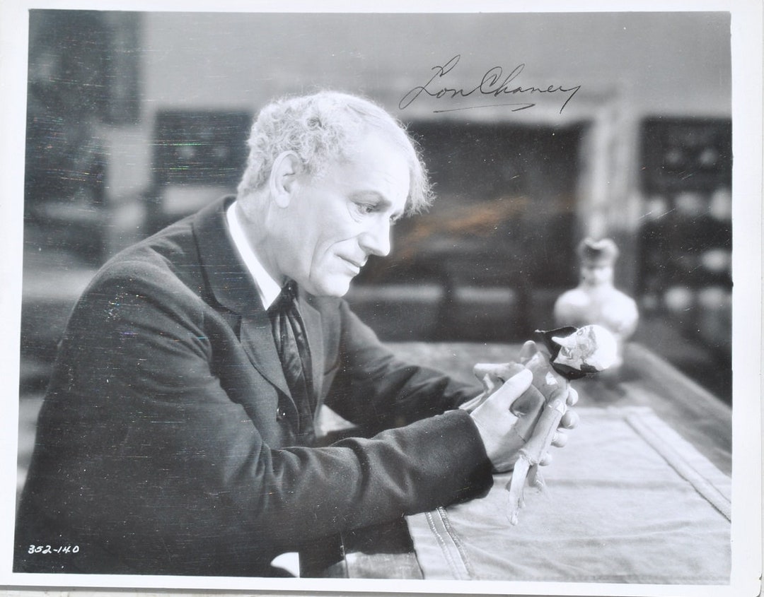 Lon CHANEY Sr. Signed Photo - the Man of a THOUSAND Faces W/coa - Etsy