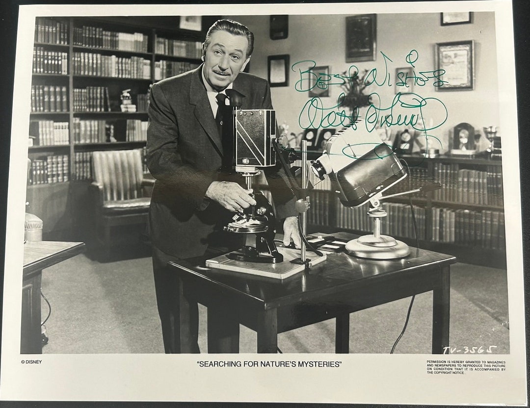 WALT DISNEY SIGNED Autographed Photo - Disneyland - Mickey Mouse ...