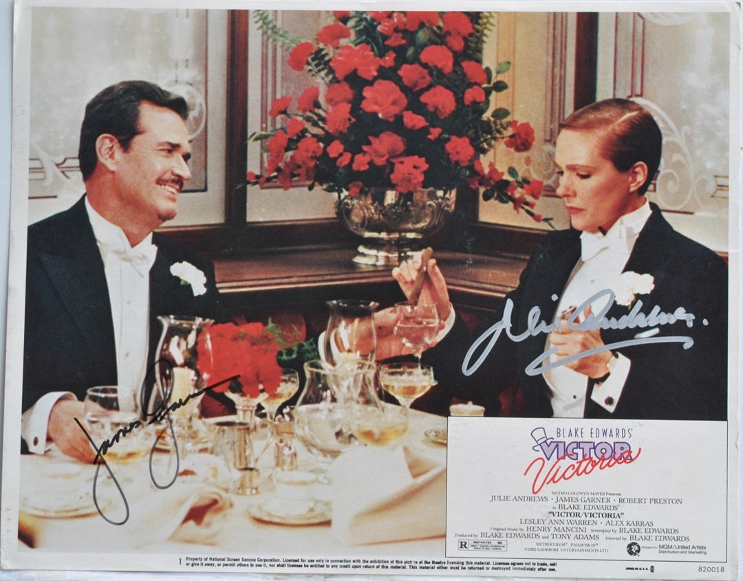 VICTOR VICTORIA, Cast Signed Photo X2 - Julie Andrews & James Garner W ...