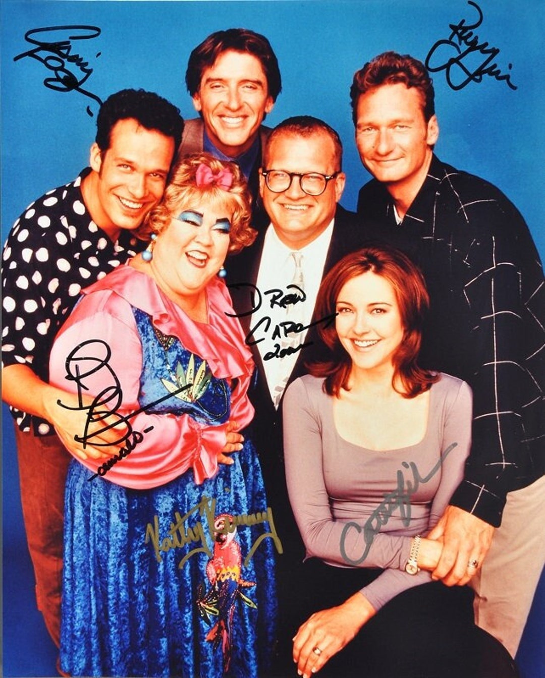 DREW CAREY SHOW Cast Signed Photo X6 - Ryan Stiles, Christa Miller ...