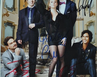 Big Bang Theory Cast Signed Photo X5 Johnny Galecki, Jim Parsons, Kaley ...