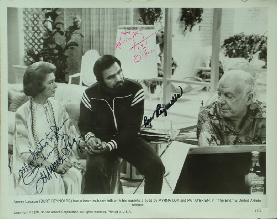 THE END Cast Signed Photo X3 - Burt Reynolds, Myrna Loy, O'brien W/coa ...