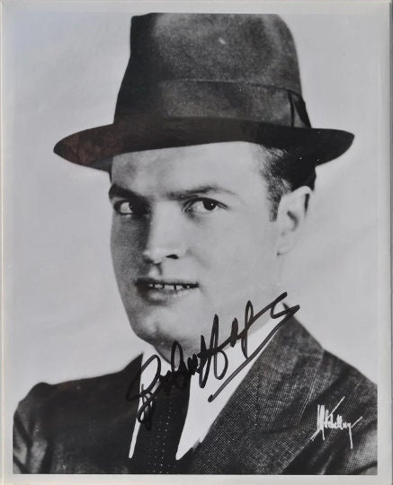 BOB HOPE SIGNED Photo - Road to Hong Kong...bali..singapore...zanzibar ...