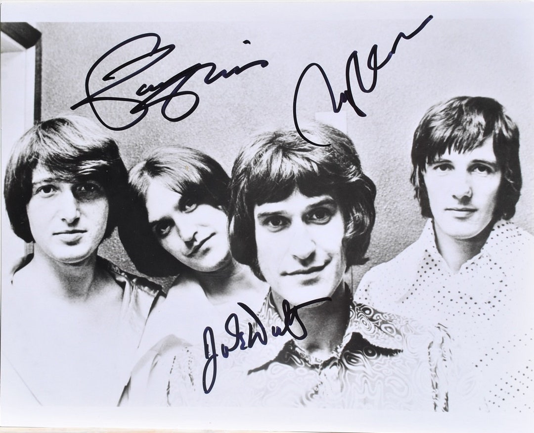 THE KINKS SIGNED Photo X3 - Ray Davies, Dave Davies, John Dalton W/coa ...