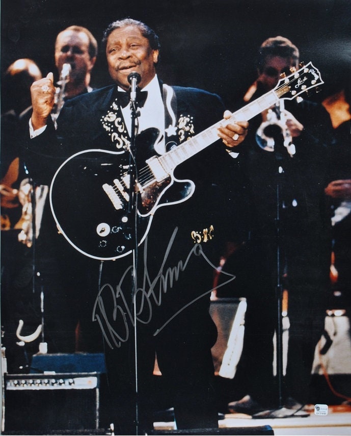 B.B. KING SIGNED Autographed Photo the King of the Blues 16x 20 Gai/coa ...