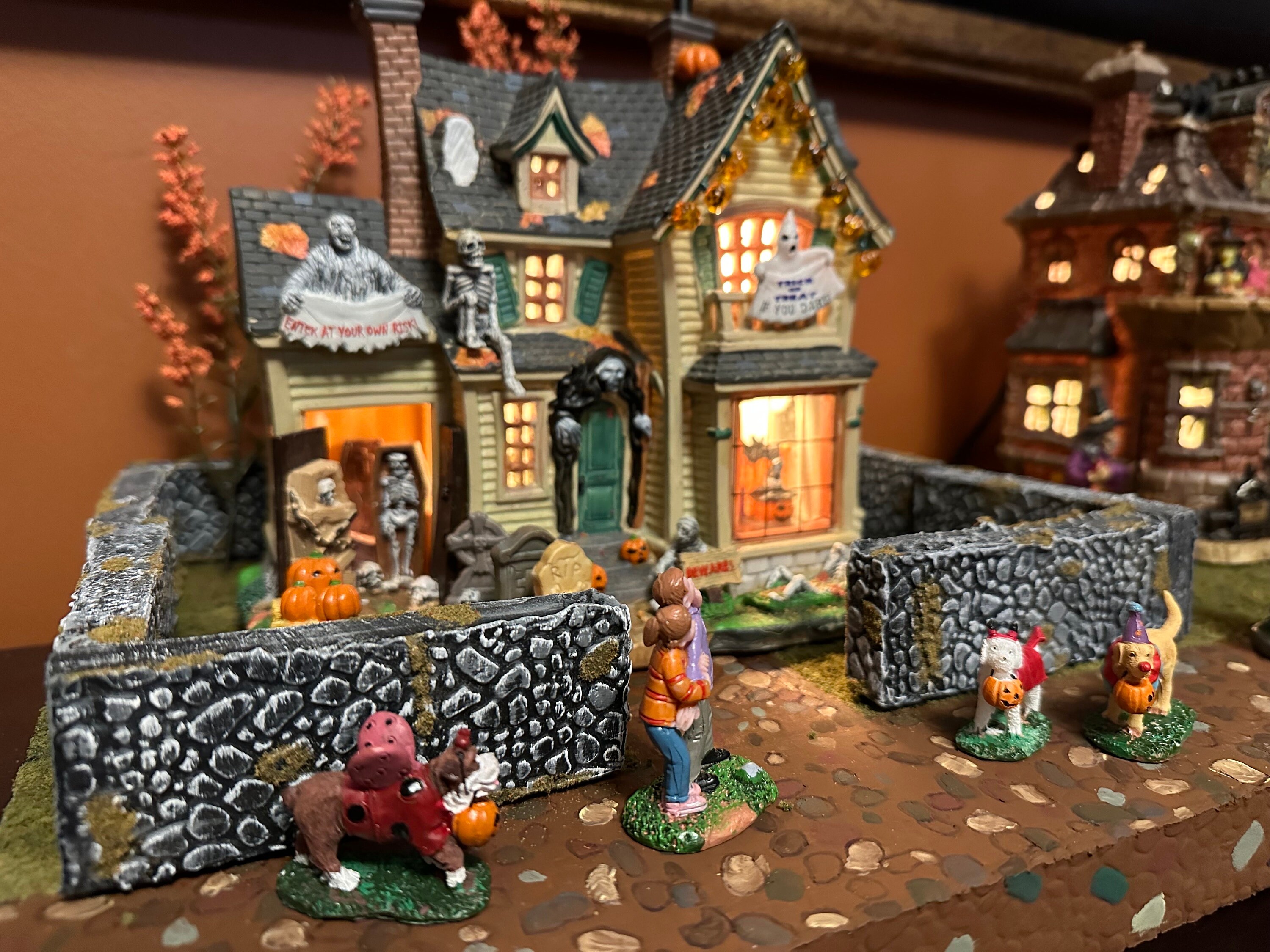 Cobblestone Retaining Wall Set for Christmas Village, Halloween Village ...