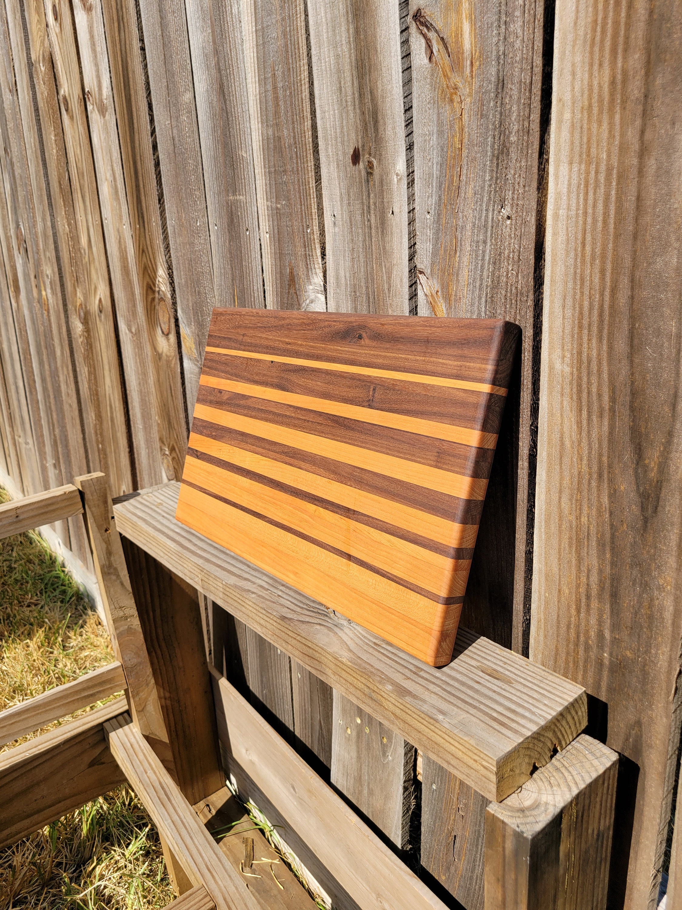 Gradient Cutting Board, Walnut and Cherry 18x12 - Etsy