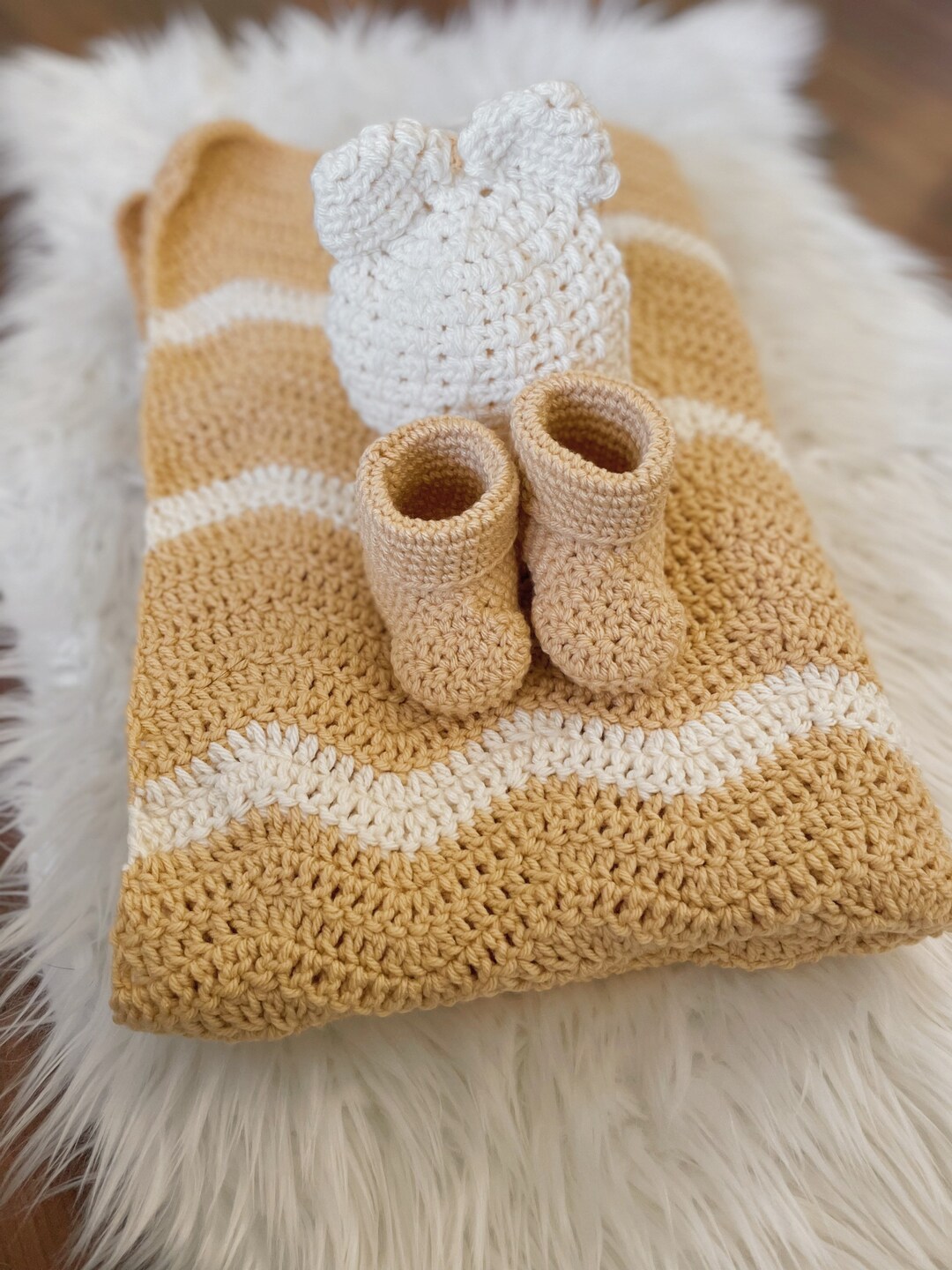 Neutral Baby Blanket Set - Etsy